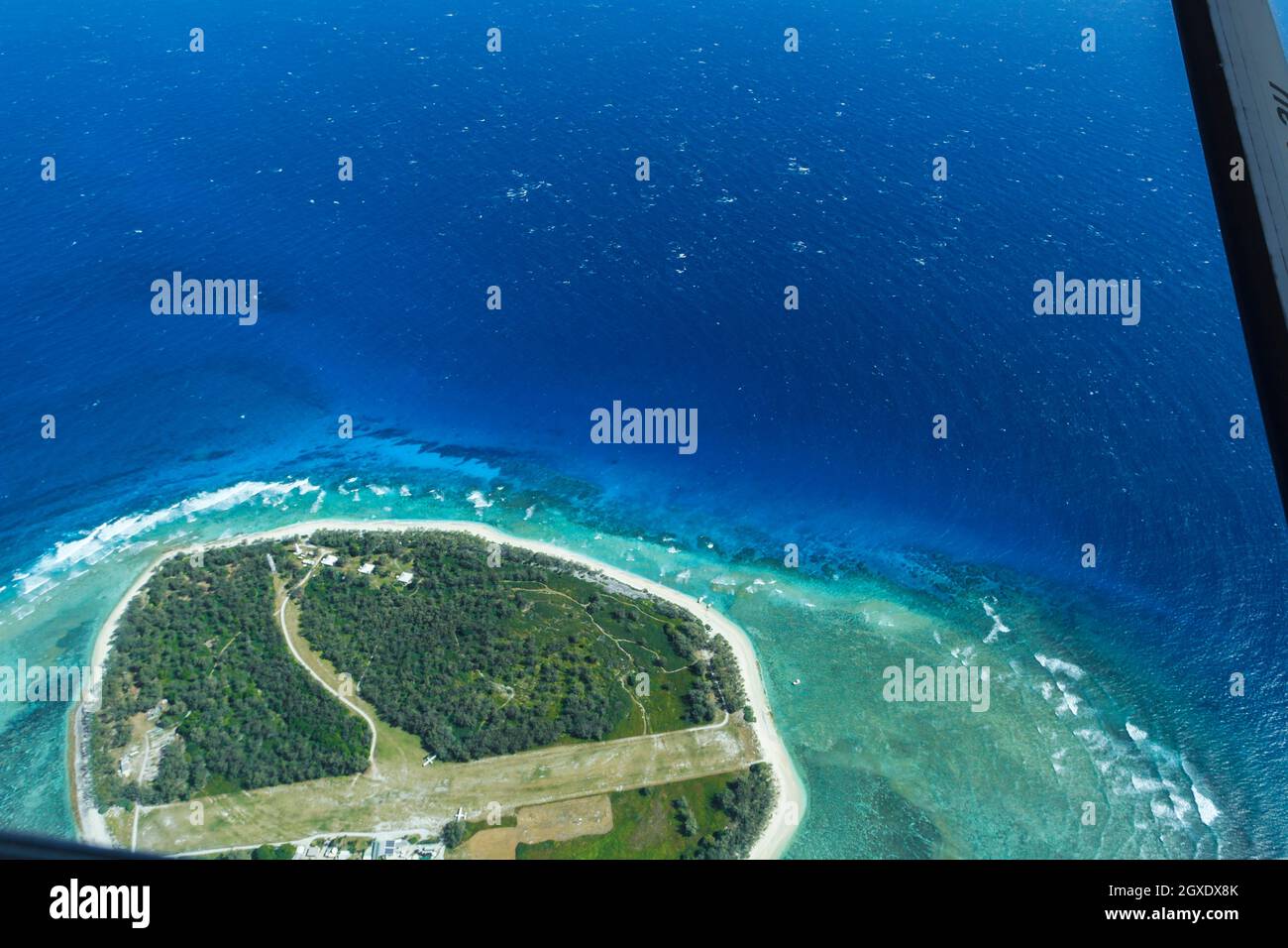 Lady Elliott Island midair areal view of the island. Queensland, Great ...
