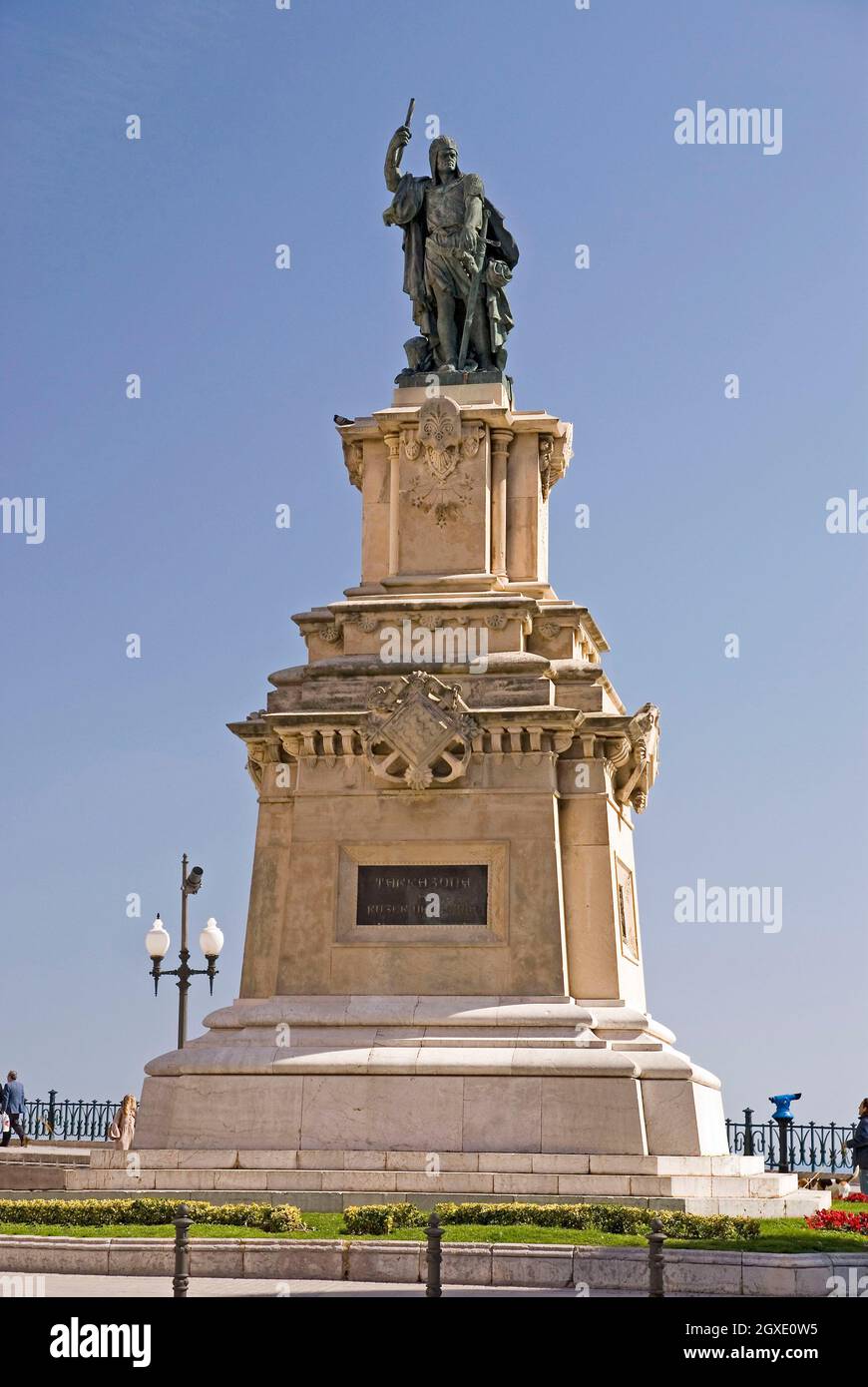 Tarragona in Spain: the statue of Roger de Lauria Stock Photo - Alamy
