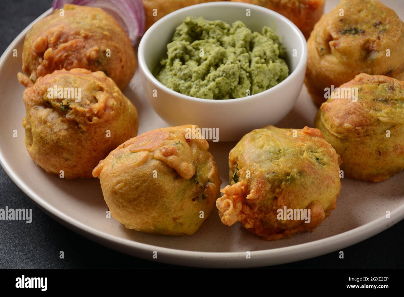 Batata wada hi-res stock photography and images - Alamy