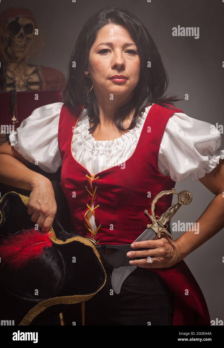 Female pirate hi-res stock photography and images - Alamy
