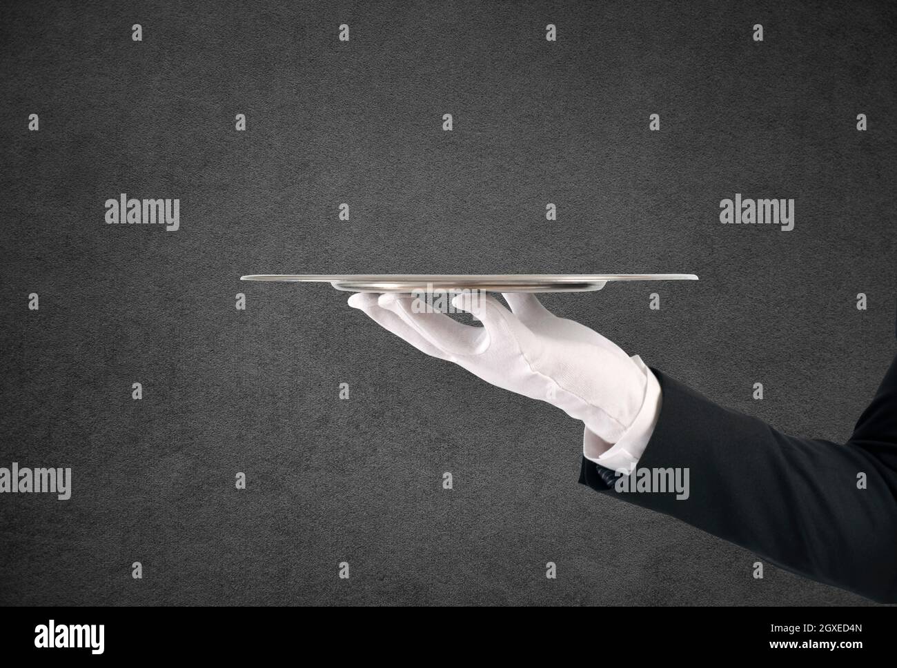 Rich man first class hi-res stock photography and images - Alamy