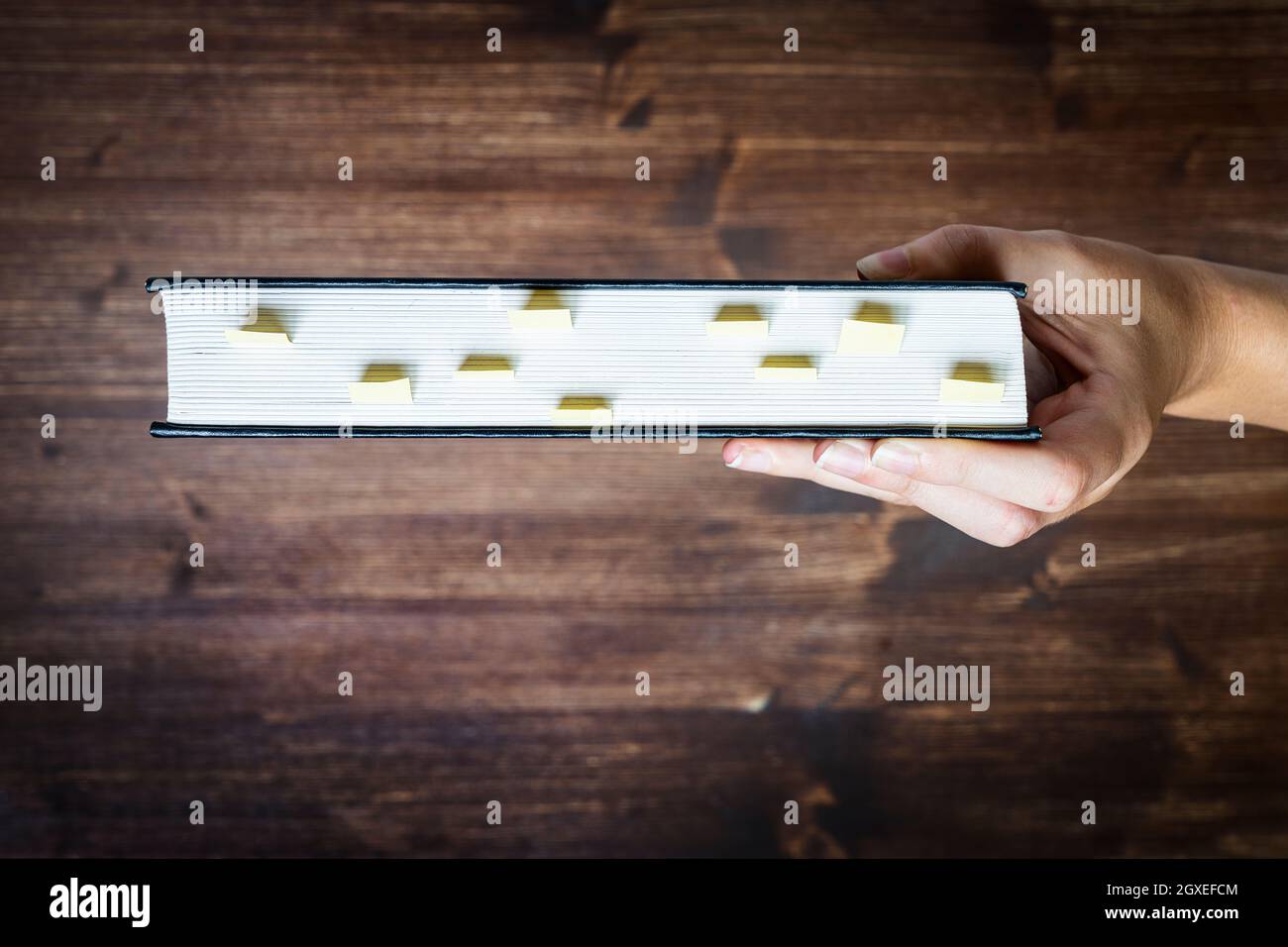 Closed symbol hi-res stock photography and images - Alamy