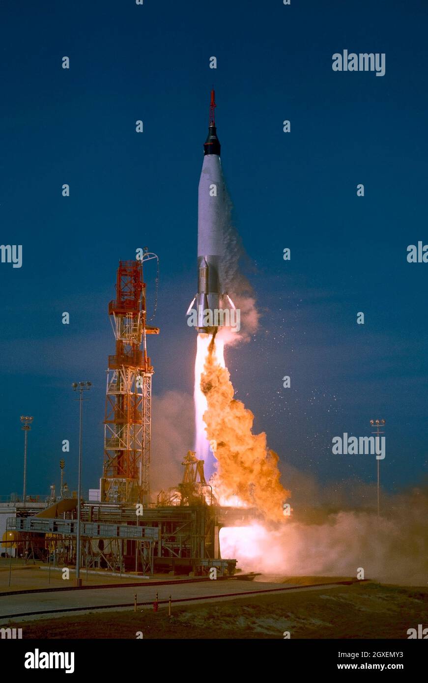 Mercury atlas liftoff hi-res stock photography and images - Alamy