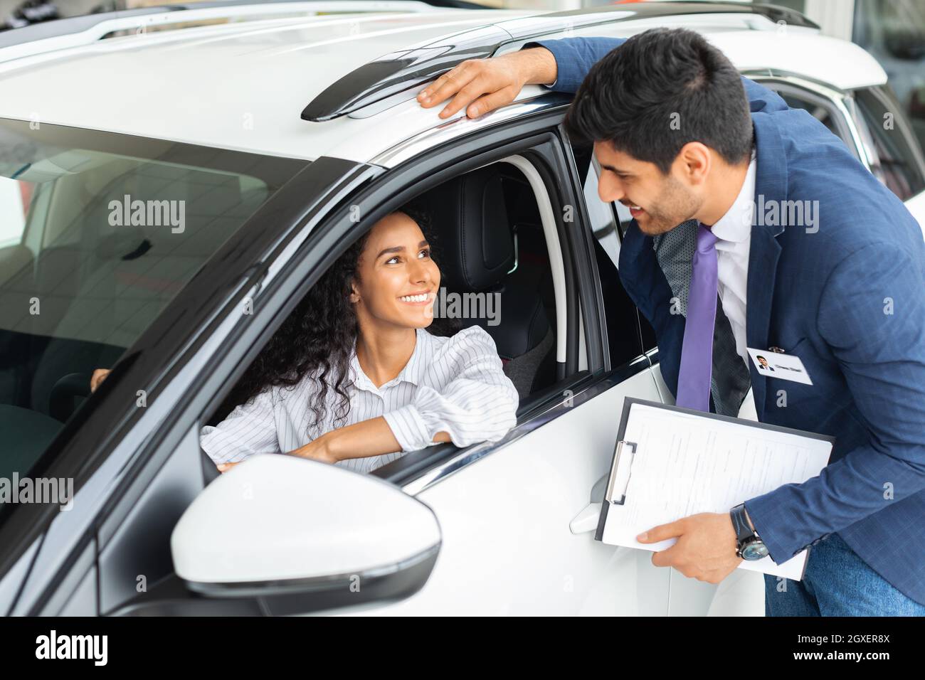 Lady assistant hi-res stock photography and images - Alamy