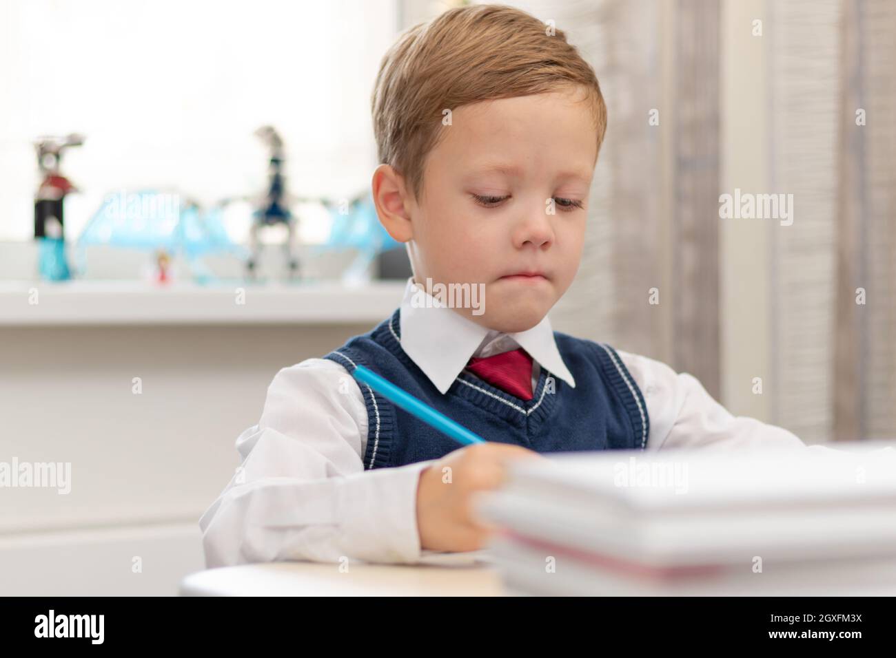 Pupil homework hi-res stock photography and images - Alamy