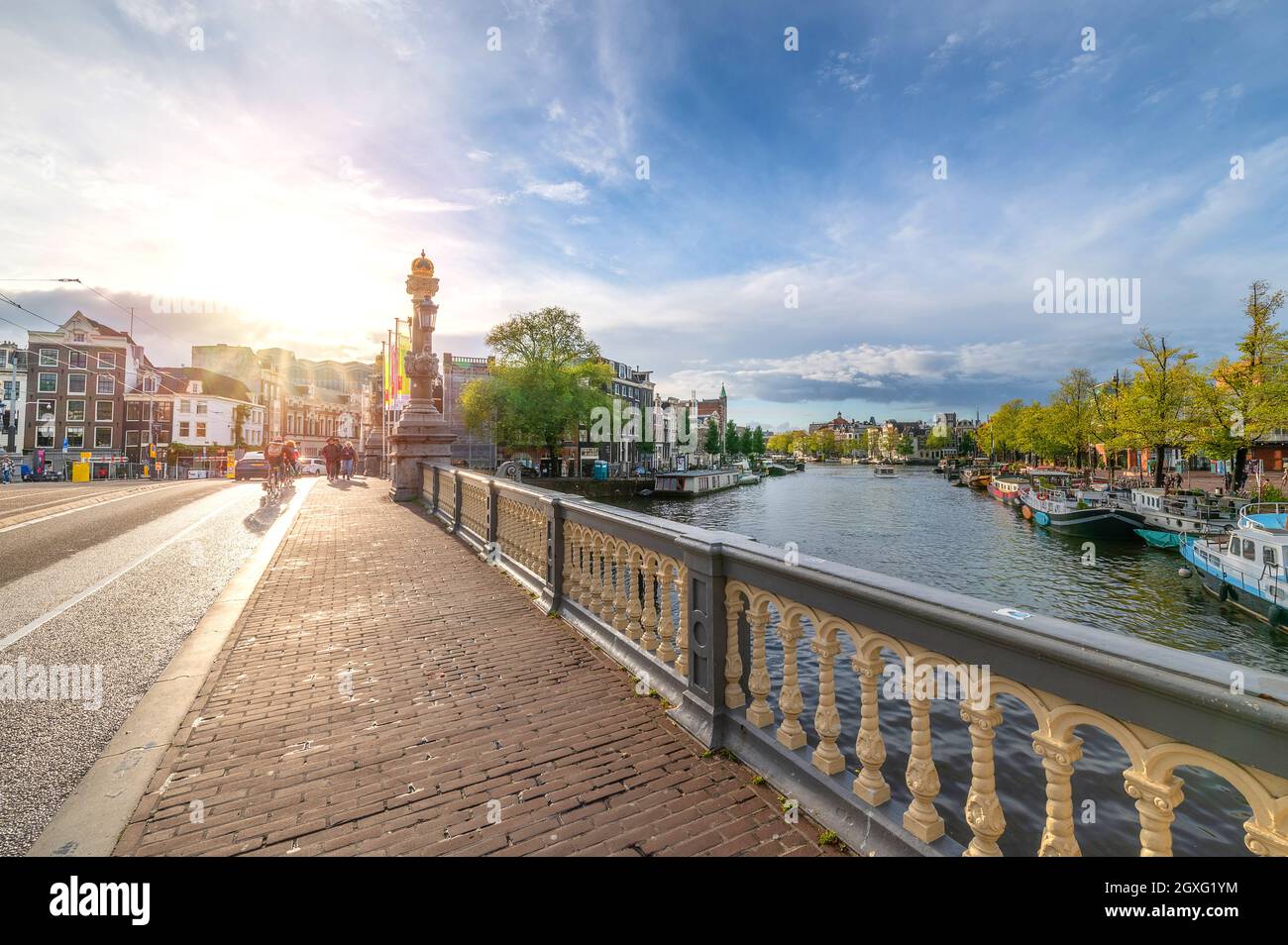 Bright bridge hi-res stock photography and images - Alamy