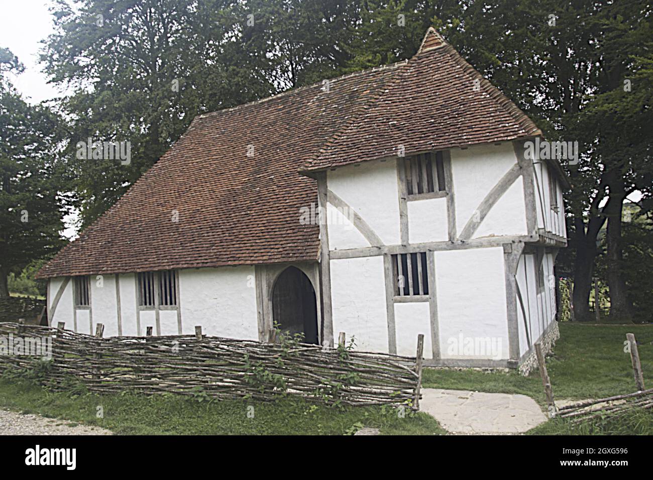 15TH CENTURY MEDIEVAL HOUSE; DOWNLAND MUSEUM Stock Photo - Alamy