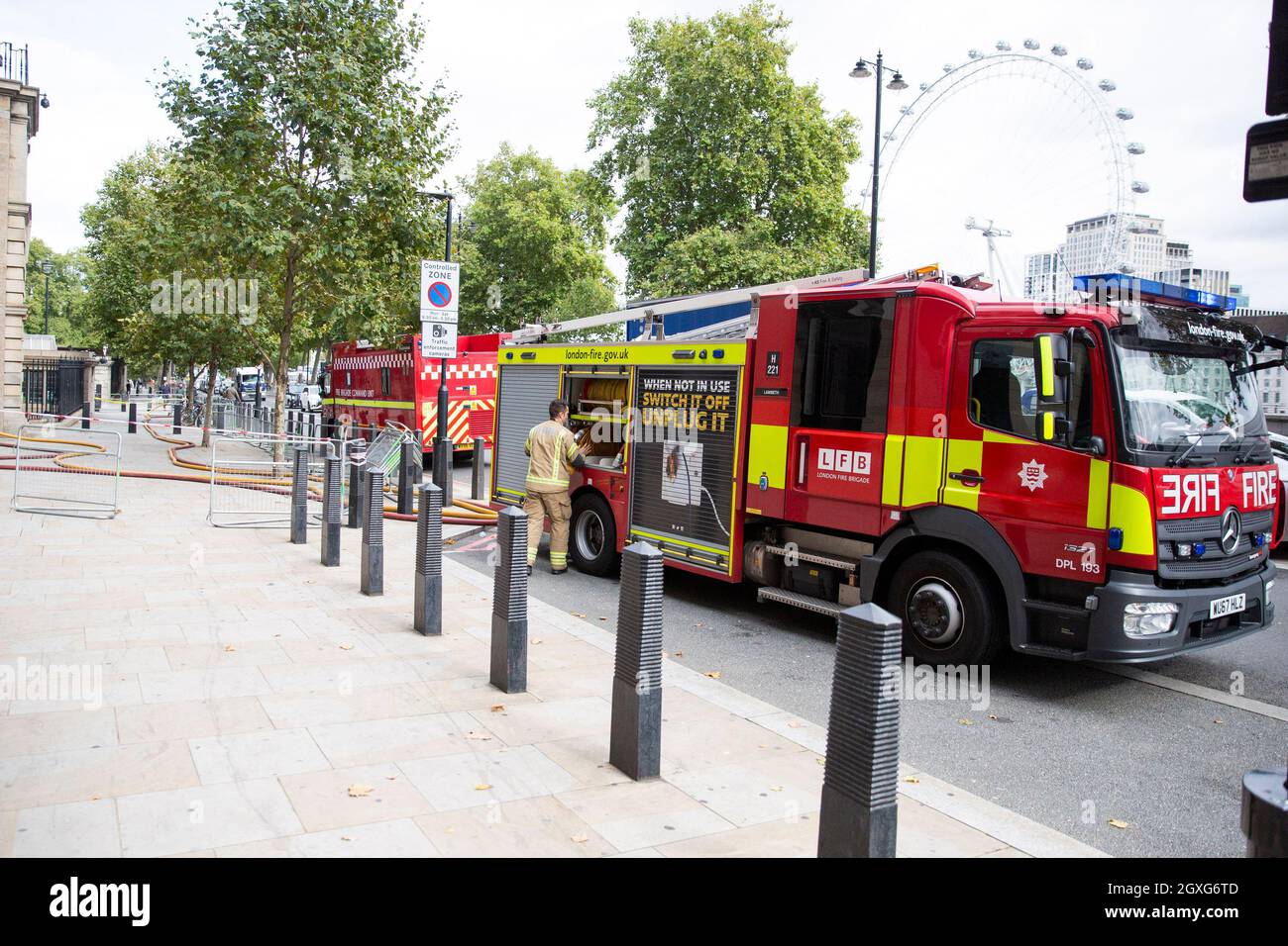 Lfb station hi-res stock photography and images - Alamy