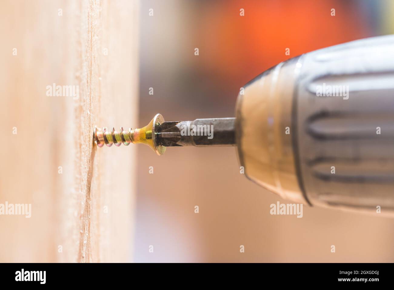 Screwing machine hi-res stock photography and images - Alamy