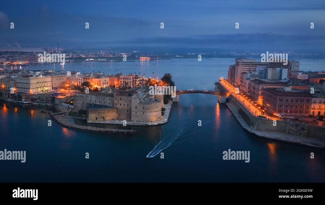 Aerial view of Taranto city at night Stock Photo - Alamy