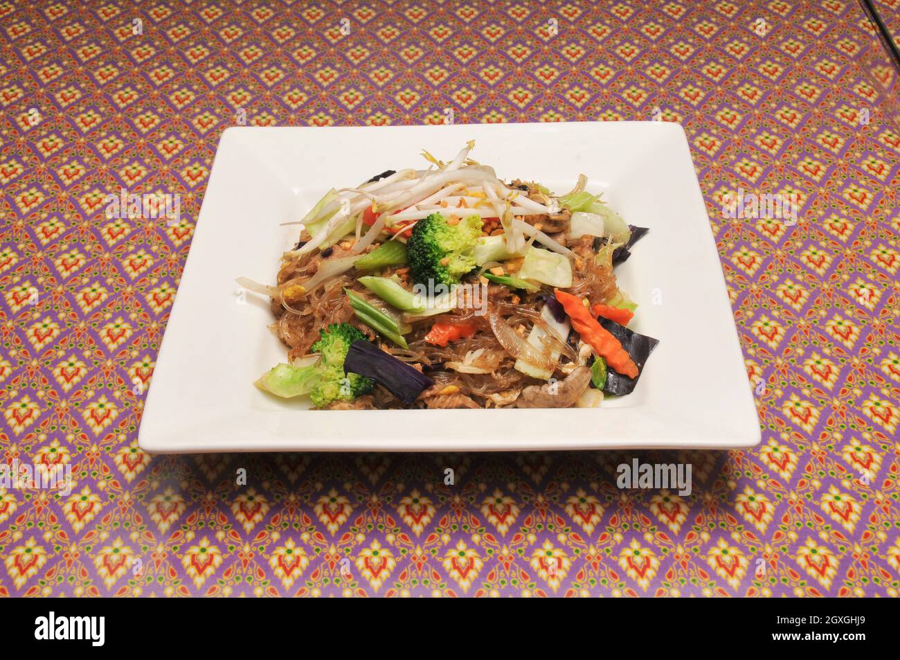 Delicious Asian dish known as pad woon sen Stock Photo - Alamy