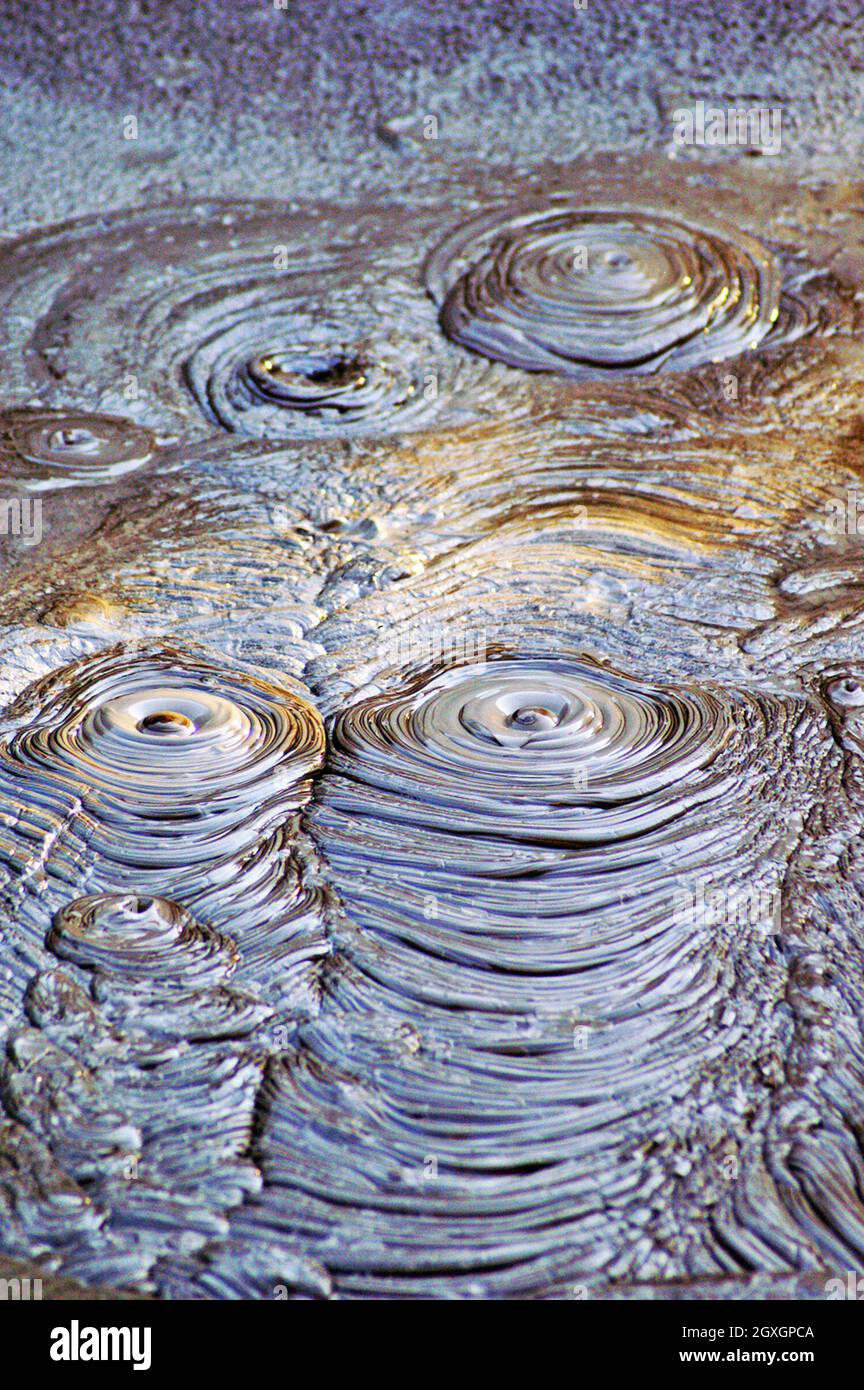 Concentric mud pots hi-res stock photography and images - Alamy