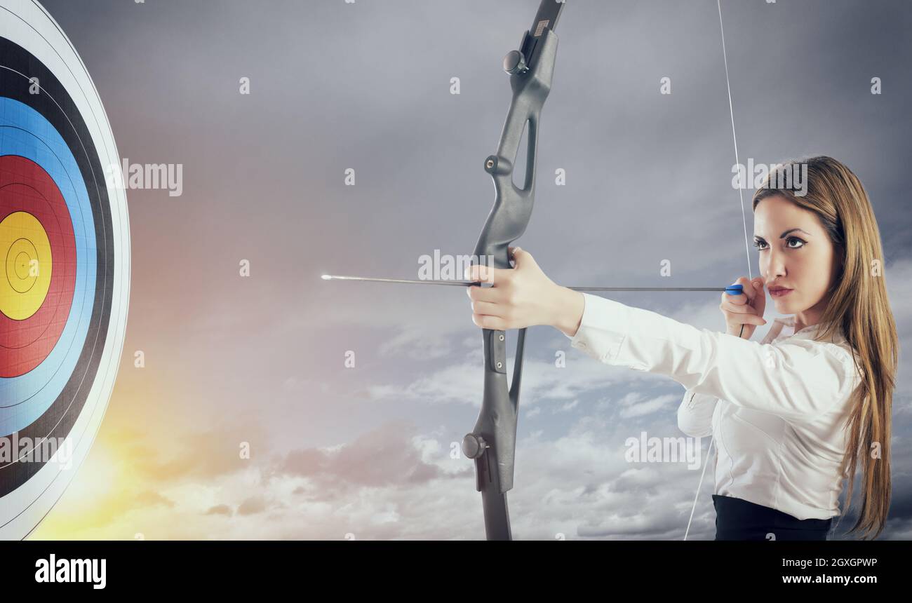 Strike the nearest a series of targets. Achieve important goals in work ...