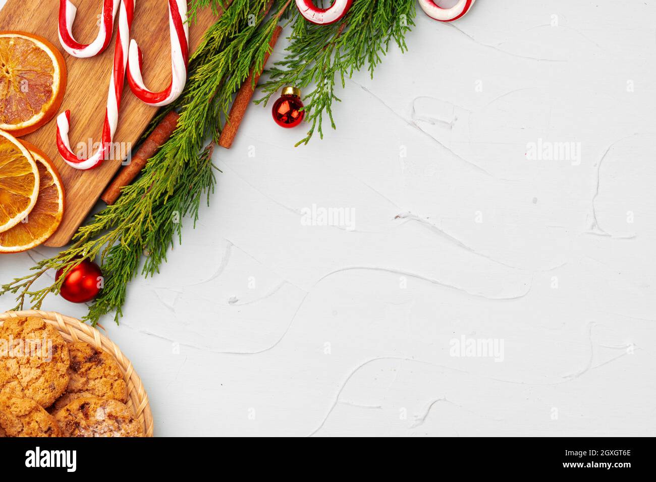 Candy cane set peppermint hi-res stock photography and images - Alamy