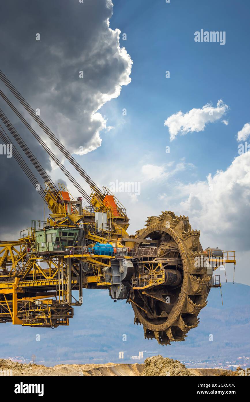 Coal mining machine hi-res stock photography and images - Alamy