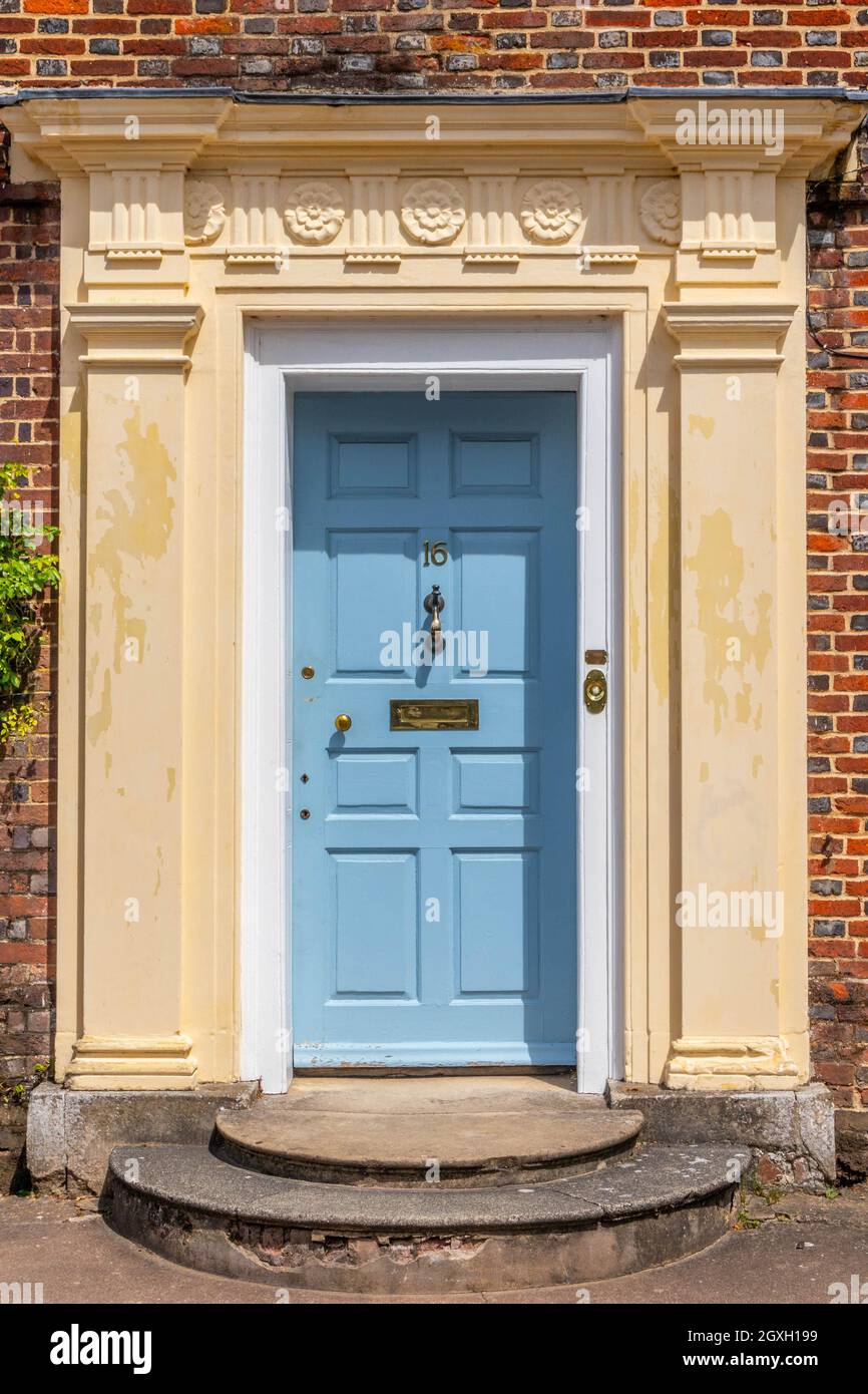Blue door on a house hi-res stock photography and images - Alamy