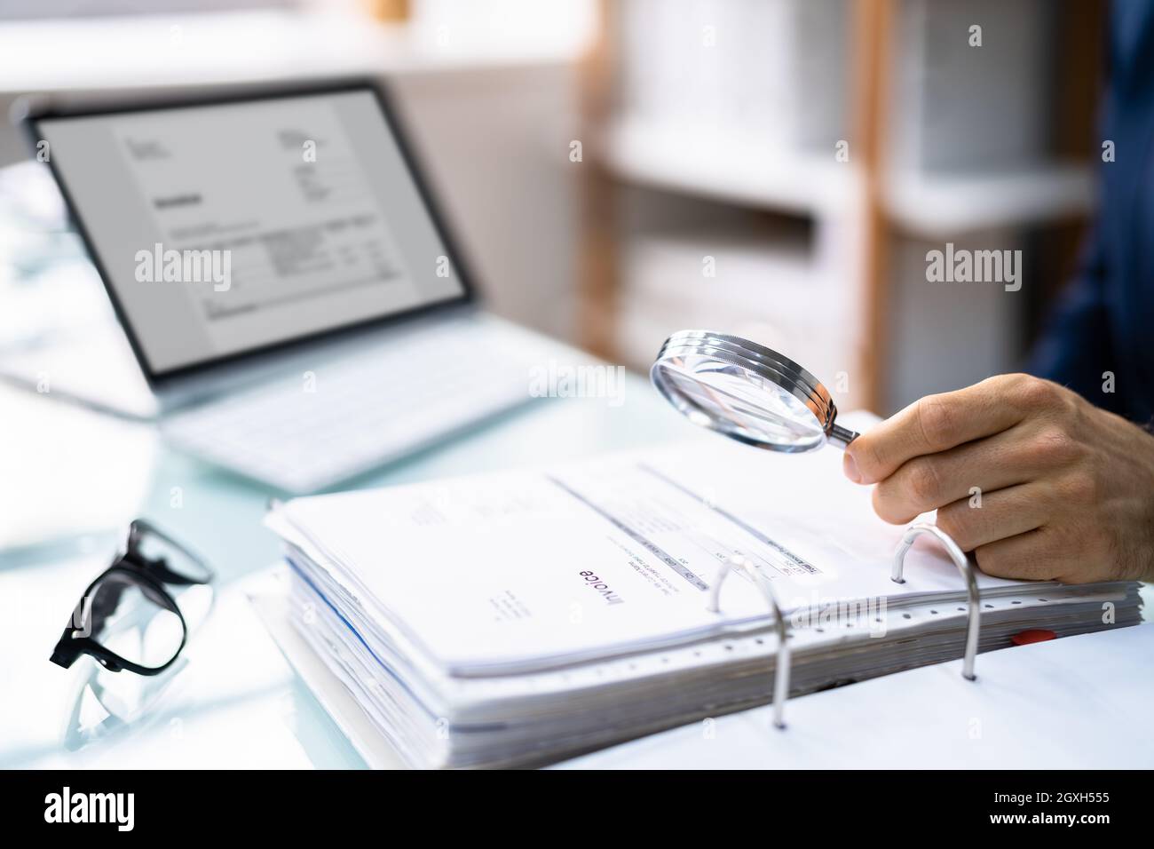 Accountant Calculating E Invoice Tax Bill And Receipt Stock Photo - Alamy