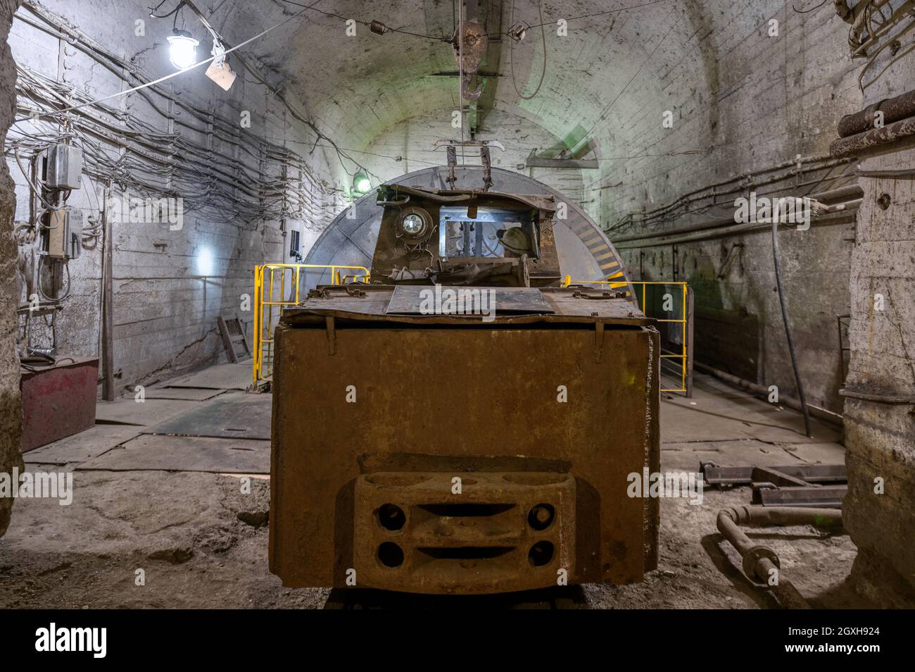 Special underground electric locomotive, electric transport for ...