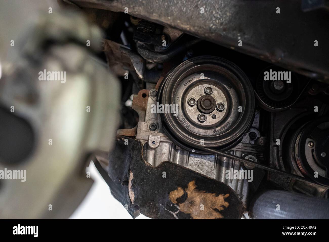 Disassembled car engine in the mechanical workshop for repair Stock ...