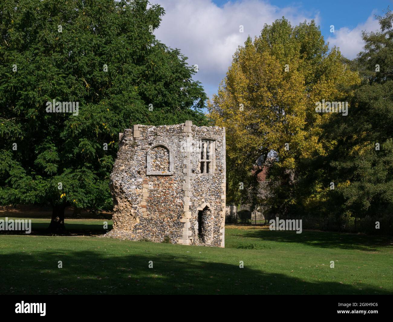Ruins of benedictine monastery hi-res stock photography and images - Alamy
