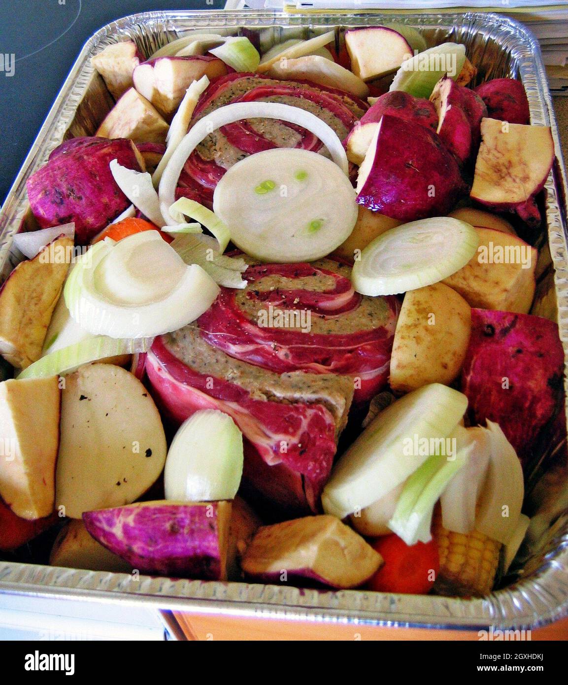 Hangi Cooking Method High Resolution Stock Photography and Images - Alamy