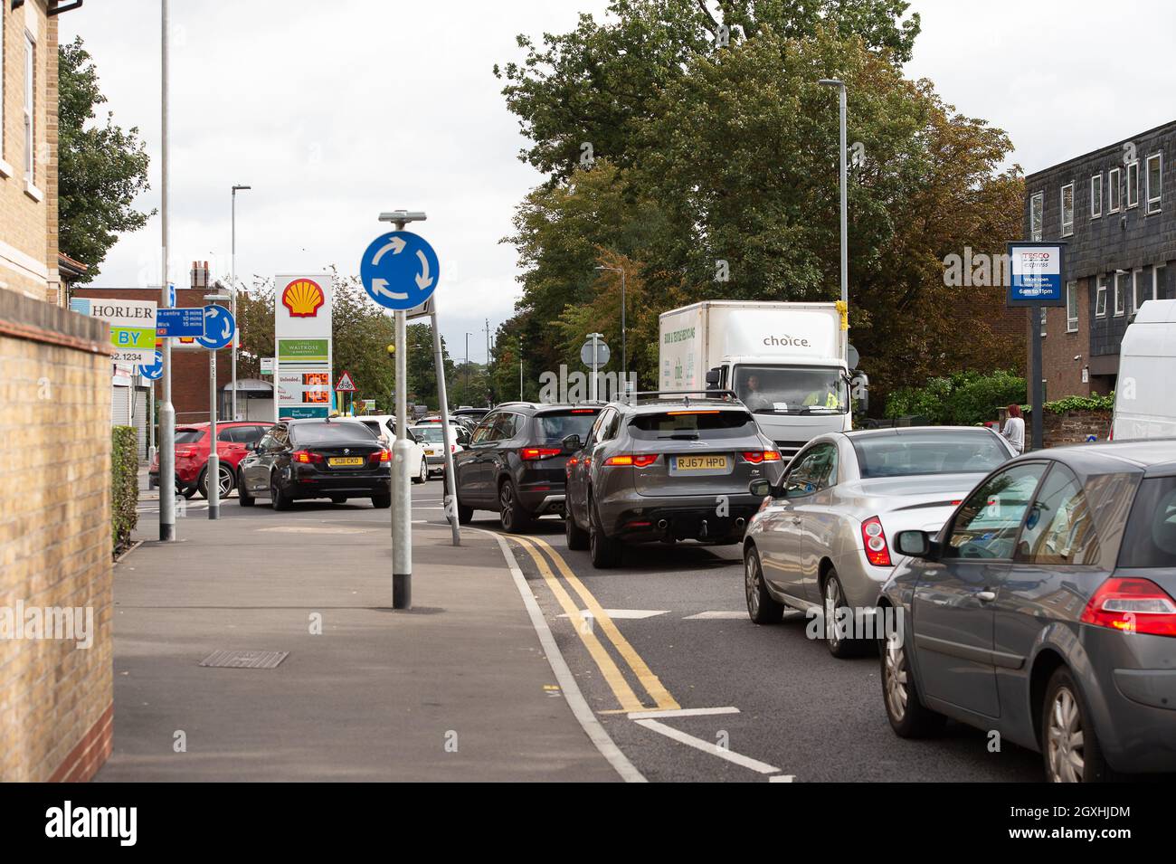 Mini roundabout sign hi-res stock photography and images - Alamy