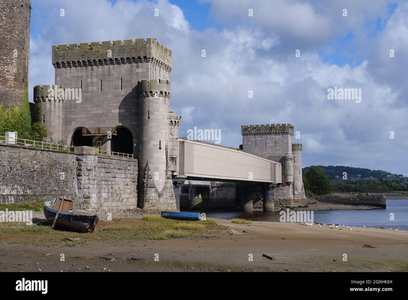 Conwy railway bridge hi-res stock photography and images - Alamy
