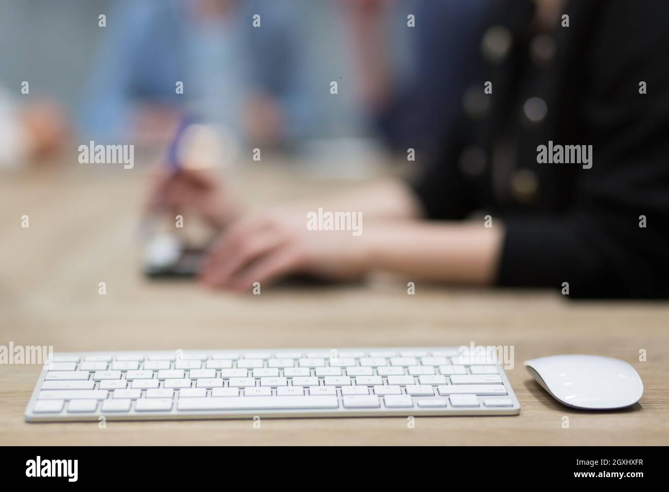 closeup White computer mouse and keyboard Stock Photo - Alamy