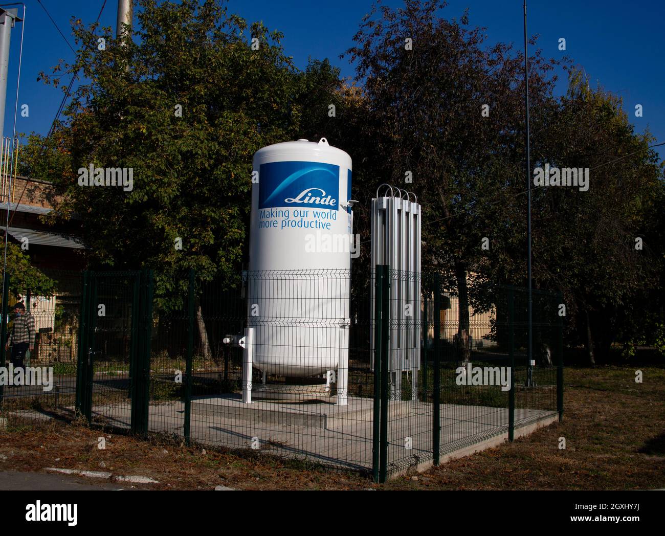 Oxygen tank hospital hi-res stock photography and images - Alamy