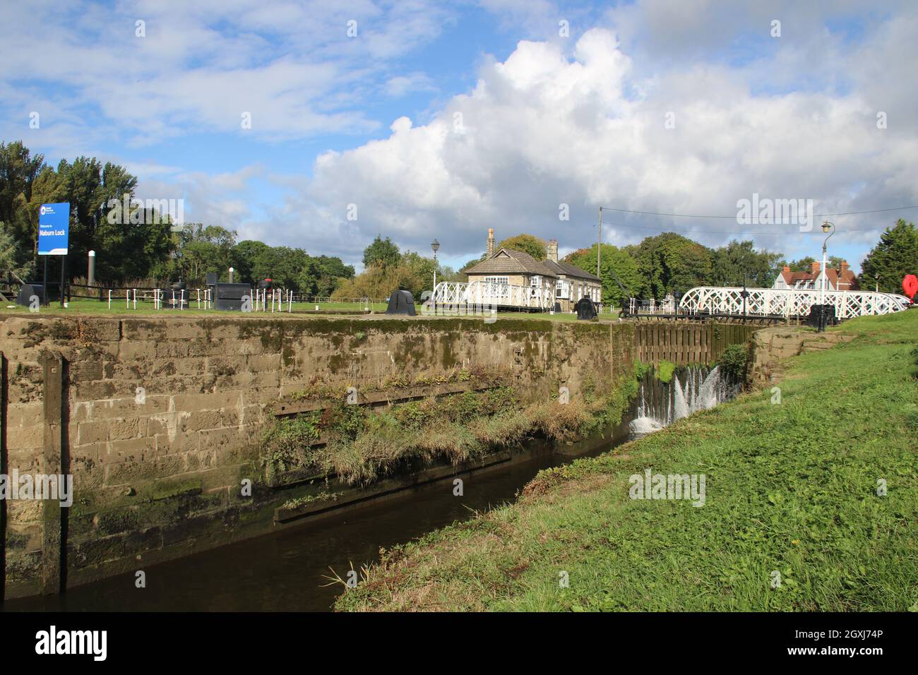 Naburn lock hi-res stock photography and images - Alamy