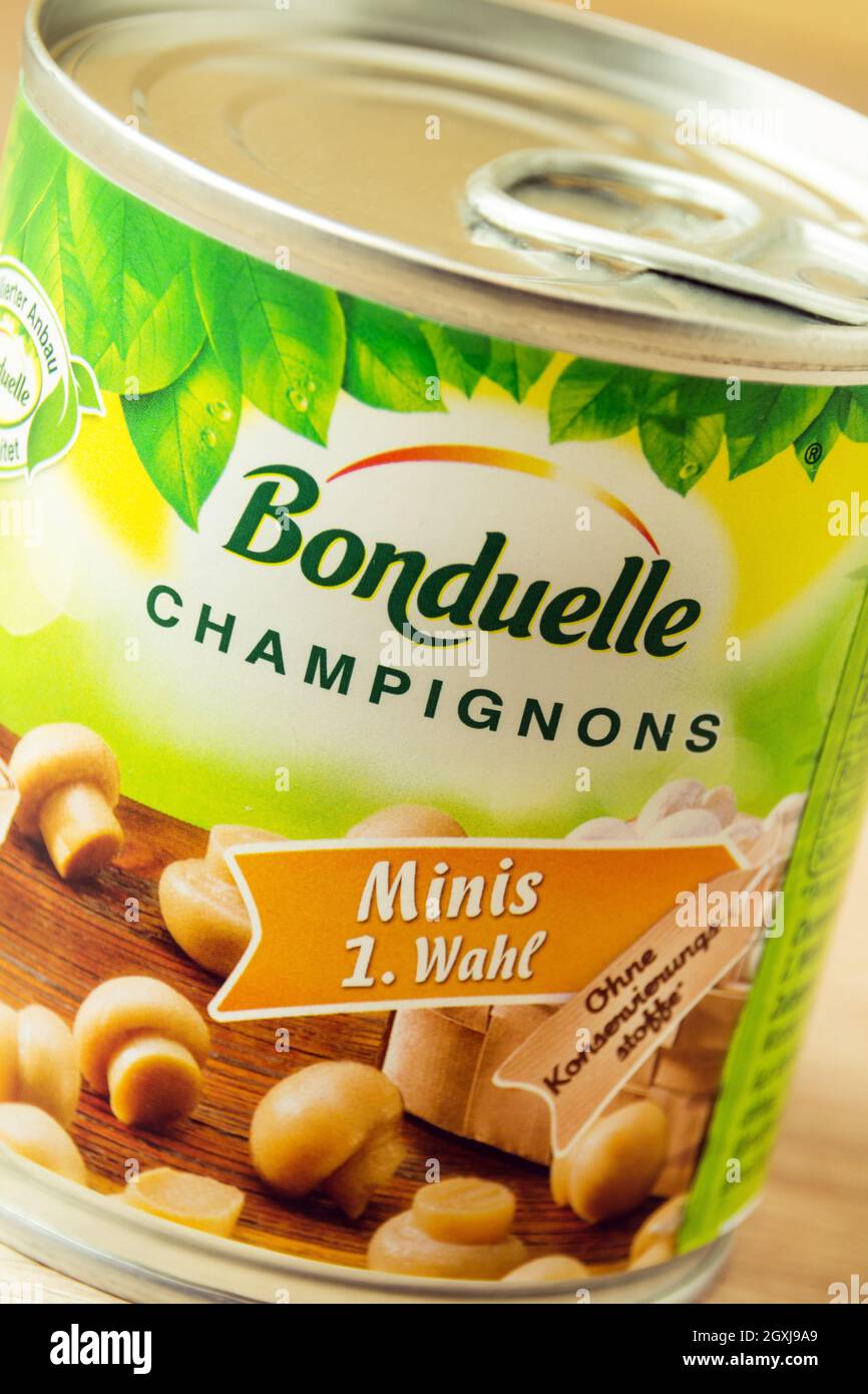Bonduelle hi-res stock photography and images - Alamy