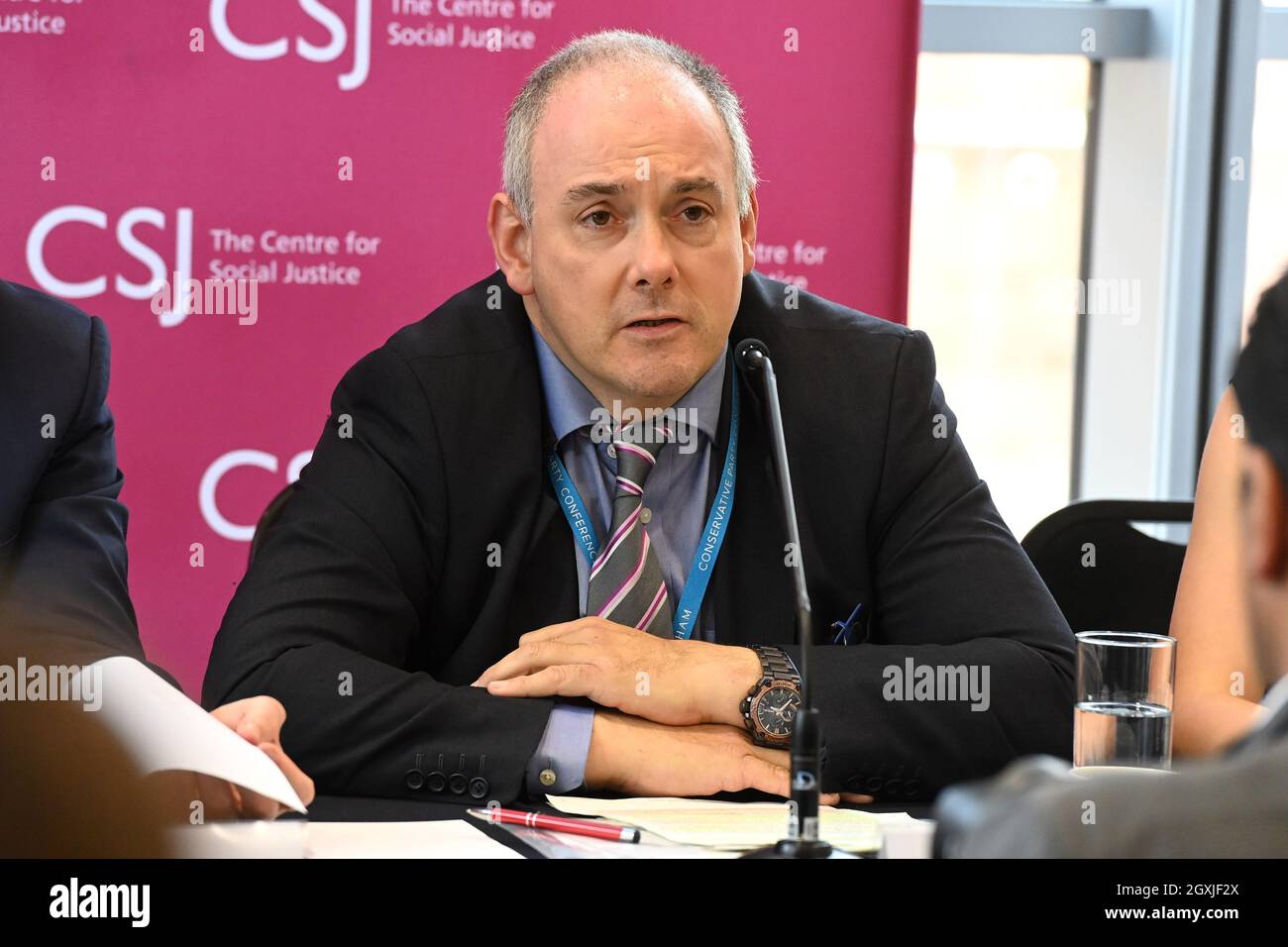 Robert halfon 2021 hi-res stock photography and images - Alamy