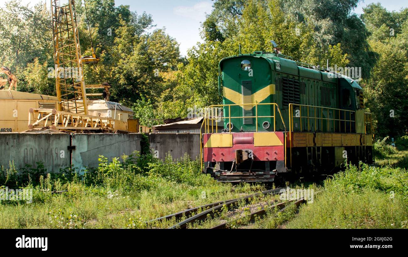 Riding railroad freight car hi-res stock photography and images - Alamy
