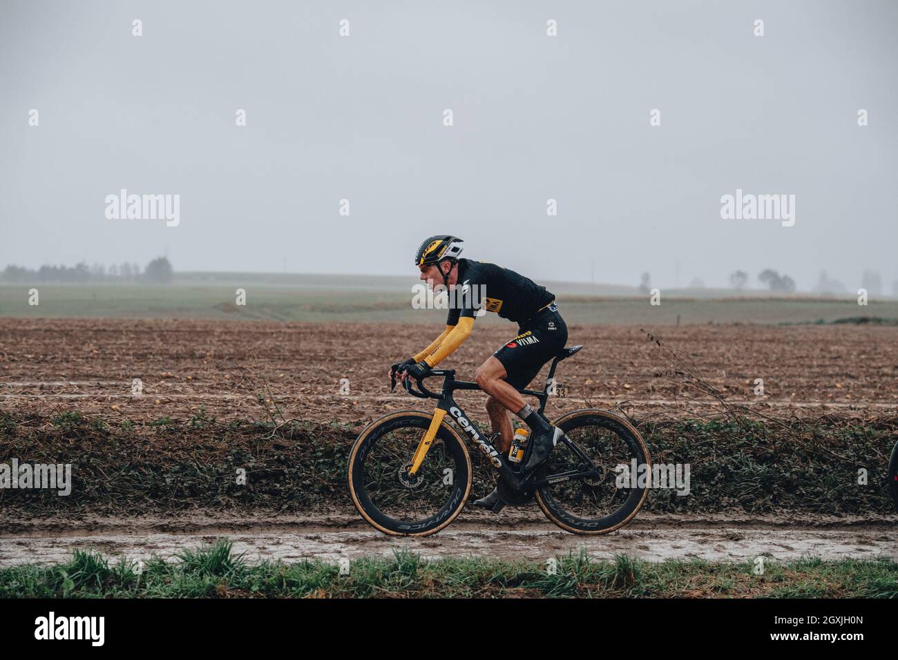 3rd October 2021 Paris-Roubaix. Pascal Eenkhoorn. Photo by Simon Gill ...