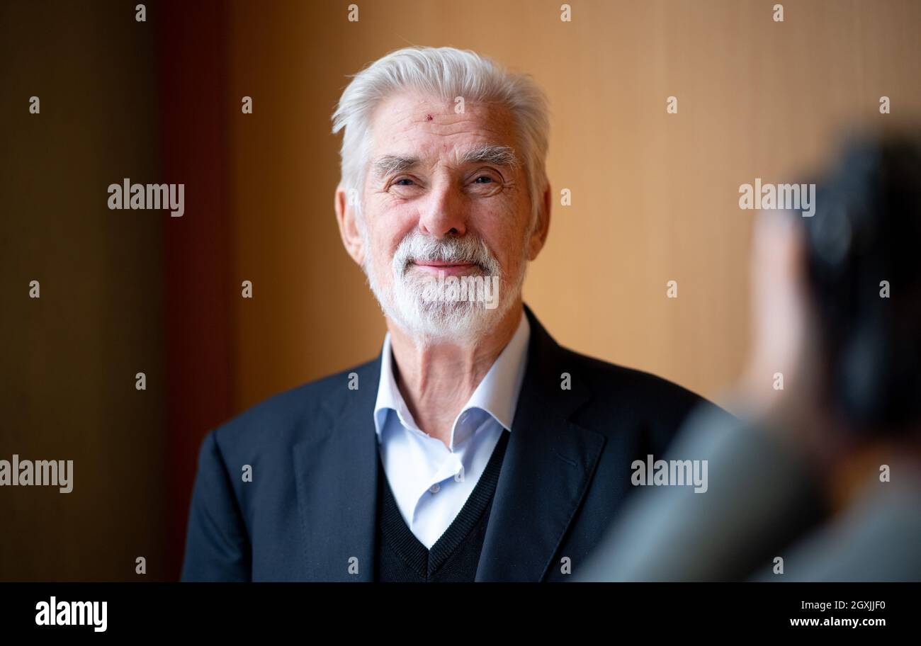 Hamburg, Germany. 05th Oct, 2021. Klaus Hasselmann, climate researcher ...