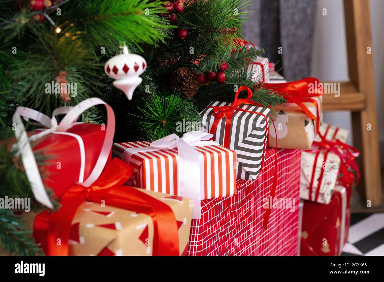 Lots red christmas presents under hi-res stock photography and images ...