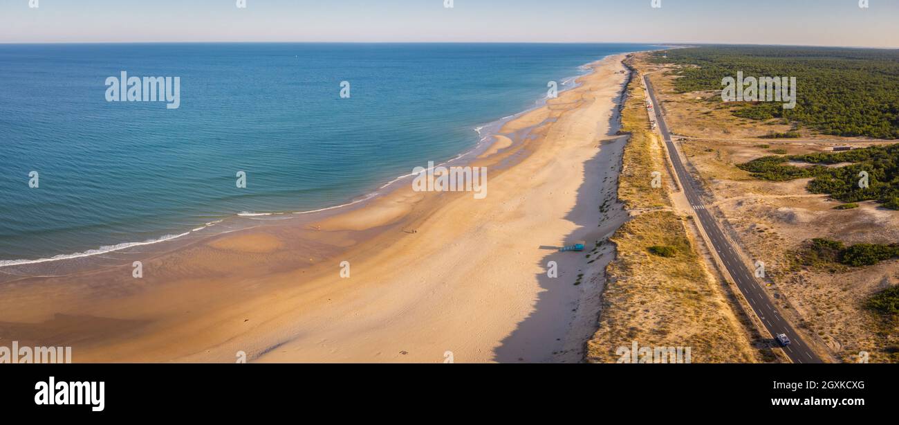 Aerial top view of the atlantic coast near Montalivet Stock Photo - Alamy