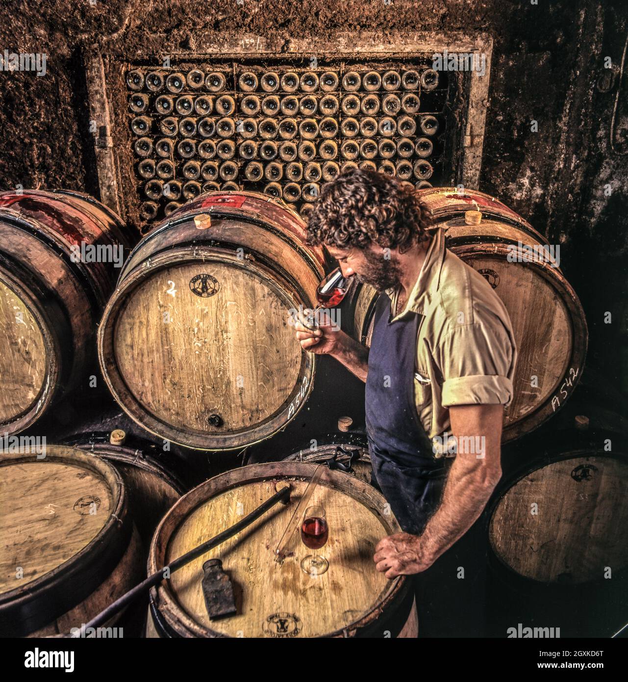 Chateau latour red wine bottles hi-res stock photography and images - Alamy