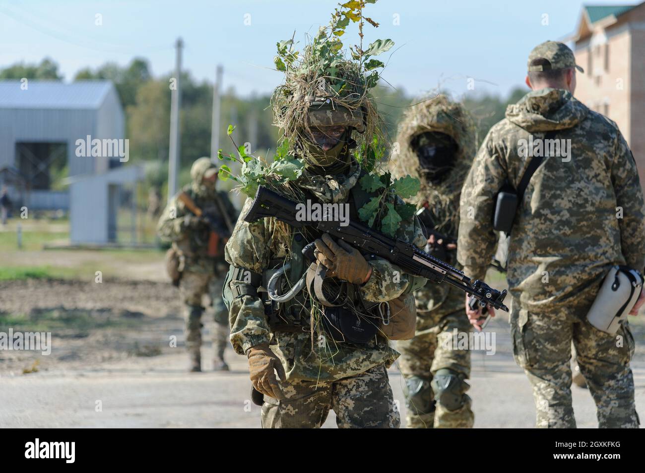 Ukrainian armed forces soldiers hi-res stock photography and images - Alamy