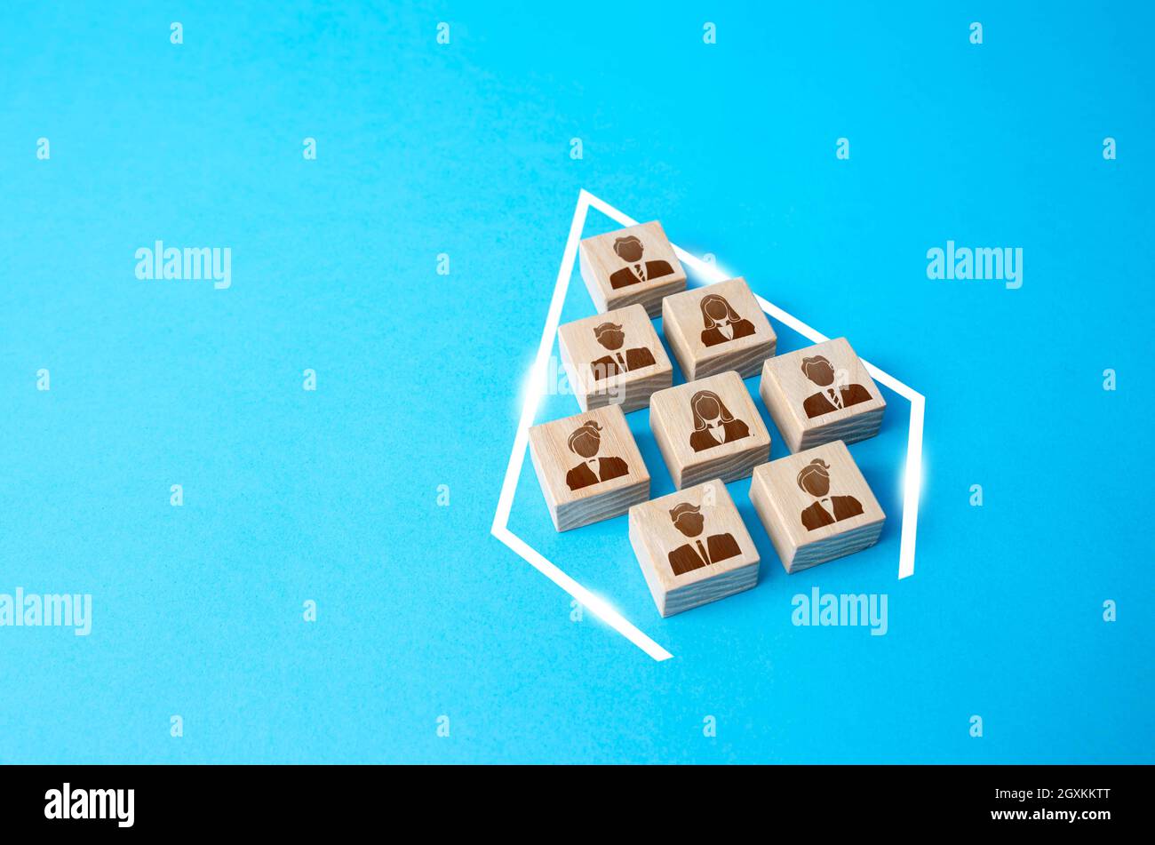 People are shaped into an arrowhead. Organizing into an effective team ...