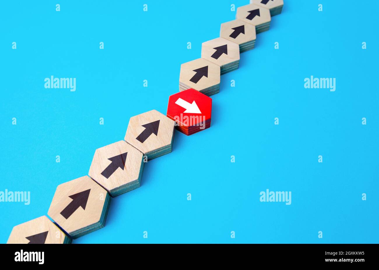 An arrow breaks formation. Process chain breaking. Thinking outside the ...