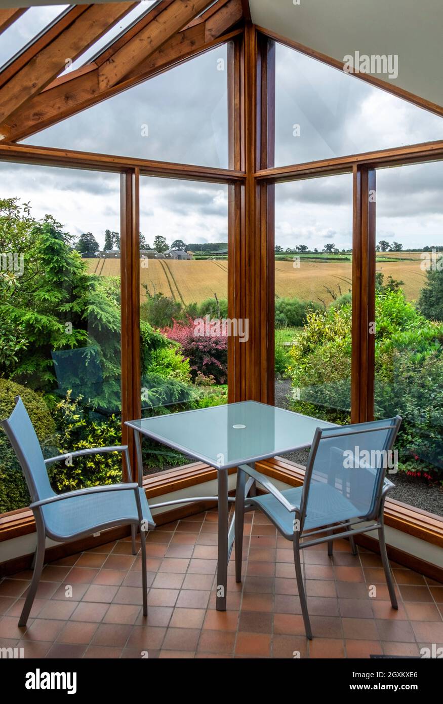 Hi view hi-res stock photography and images - Alamy