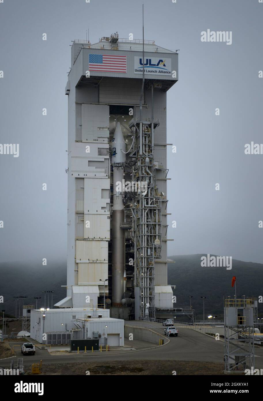 The United Launch Alliance Atlas V rocket with the NASA Landsat 9 ...