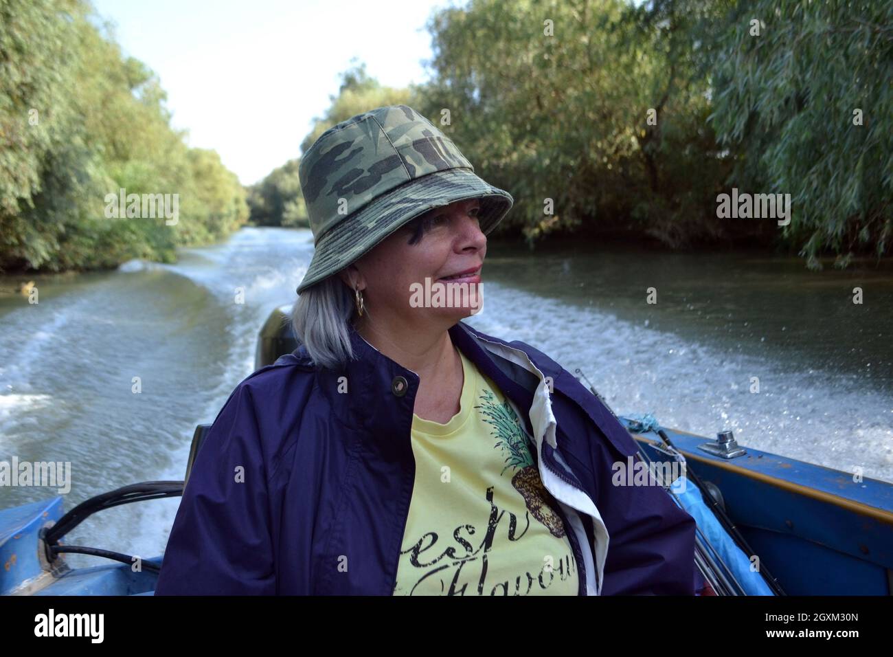 Traveling in the Danube Delta, through the labyrinth of the Danube ...
