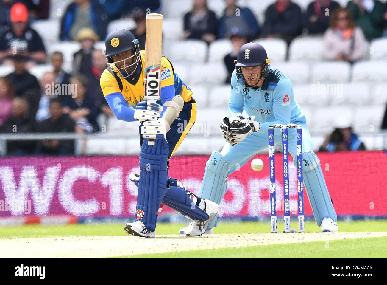 Sri Lanka's Angelo Mathews bats Stock Photo - Alamy