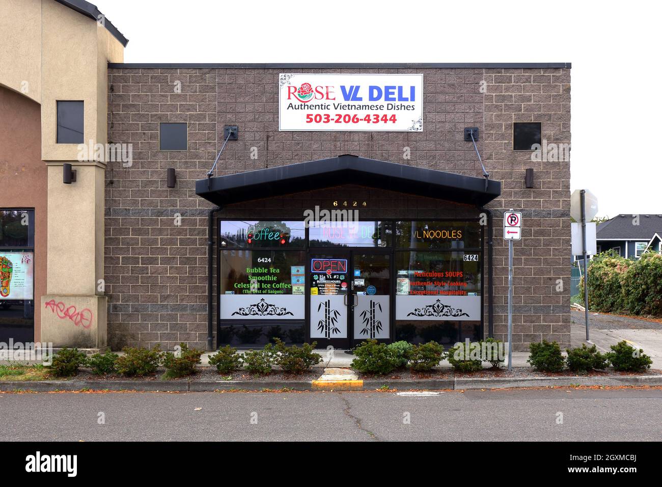 Rose VL Deli, 6424 SE Powell Blvd, Portland, Oregon. exterior ...