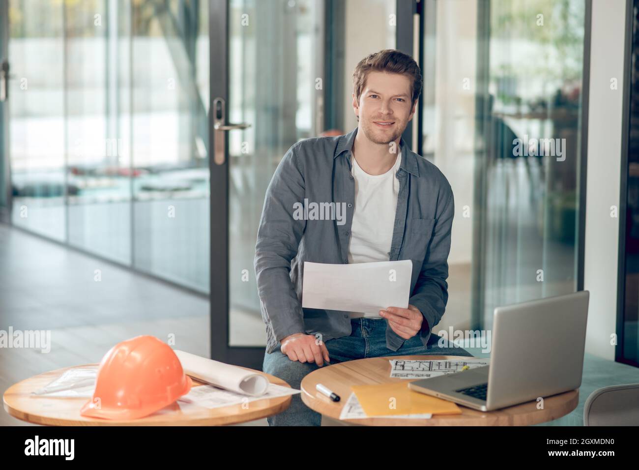 Selective attention construction project hi-res stock photography and ...