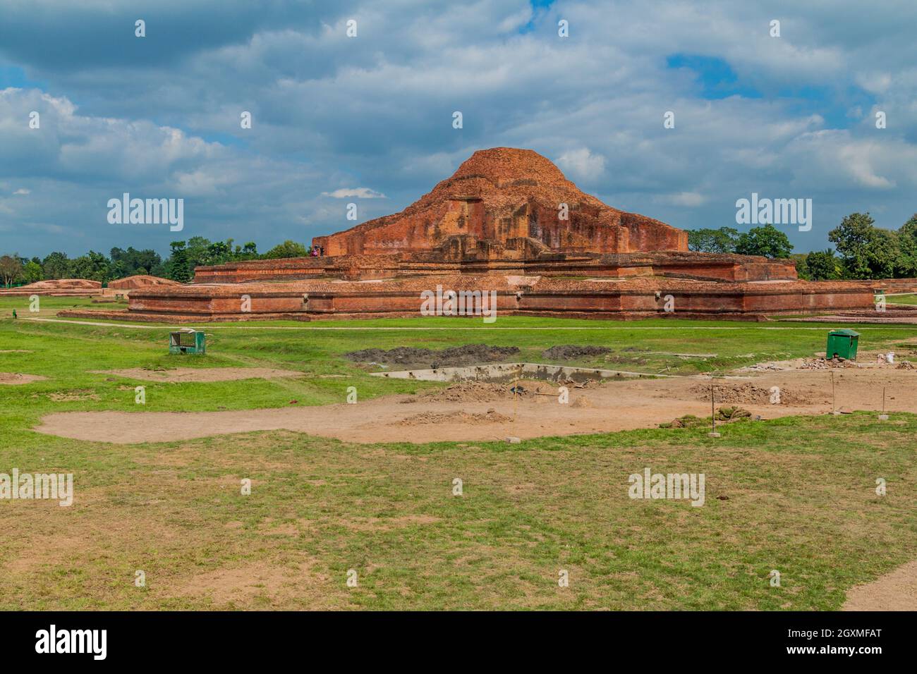 Somapuri Vihara Somapura Mahavihara , ruins of Buddhist monastic ...