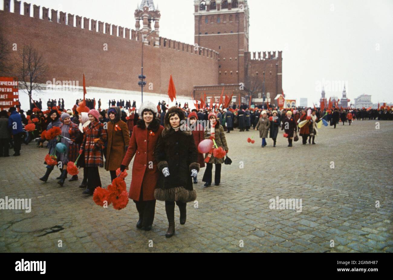 Red Square parade in Moscow on the 60th anniversary of the October ...