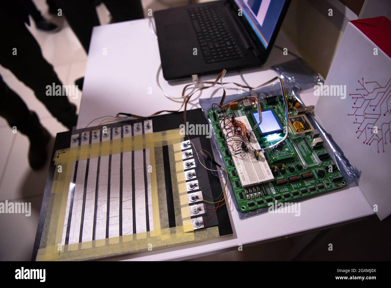 high technology electric circuit motherboard with team of computer ...